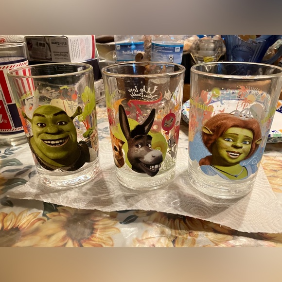 McDonald | Dining | 207 Mcdonalds Cups For Shrek The Third Showing ...